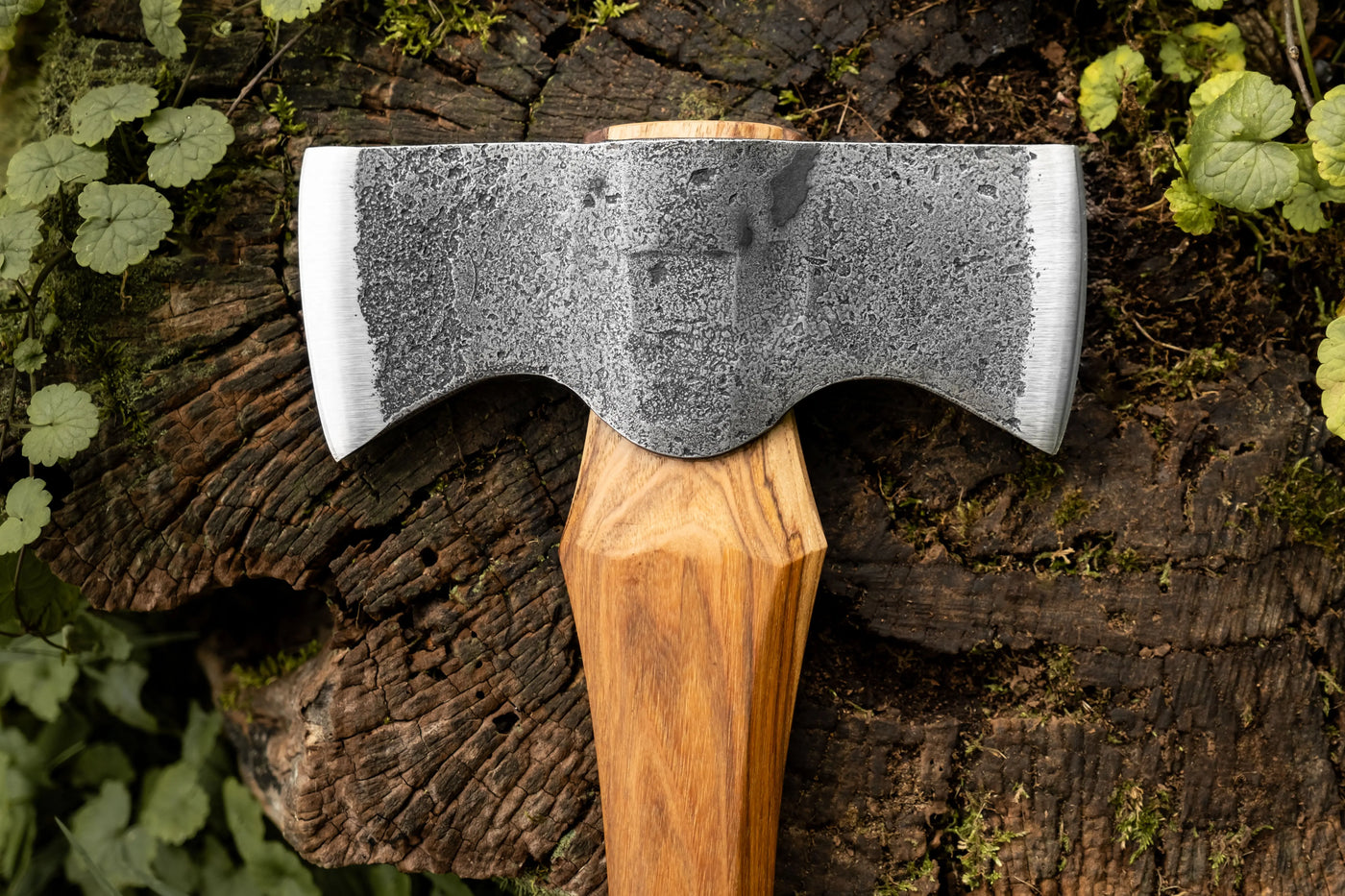 Saddle Axe - Cruiser Axe – Hoffman Blacksmithing